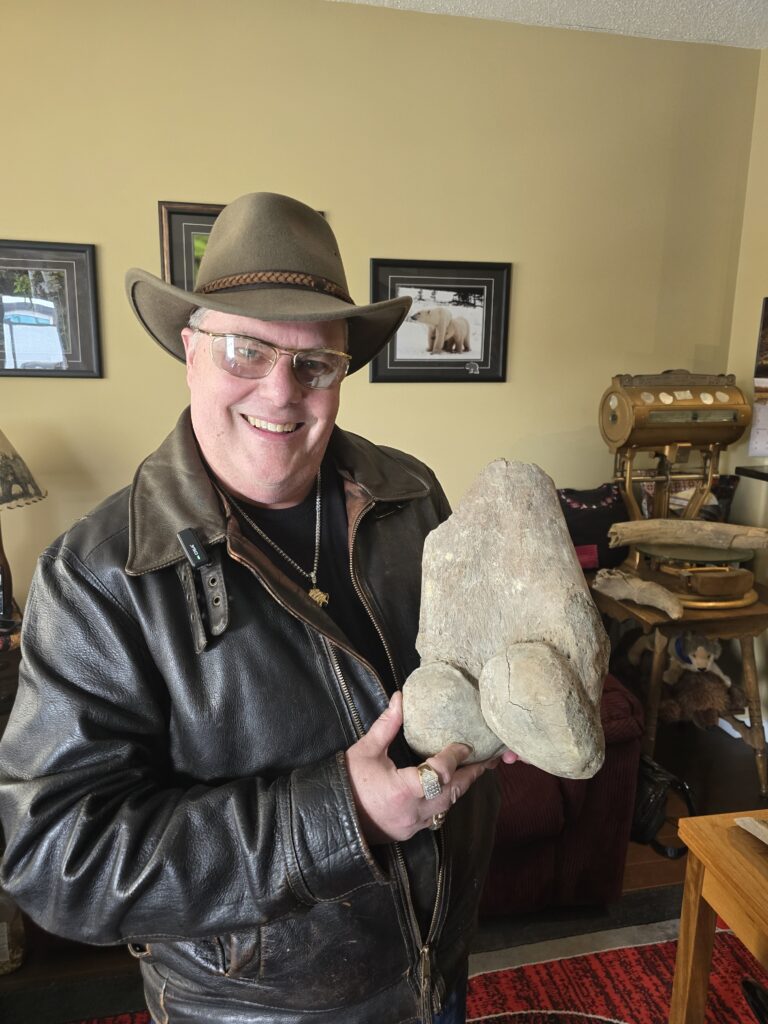 Clinton Beck The Treasure Hunter Show - Beck Antiques & Jewellery Inc.