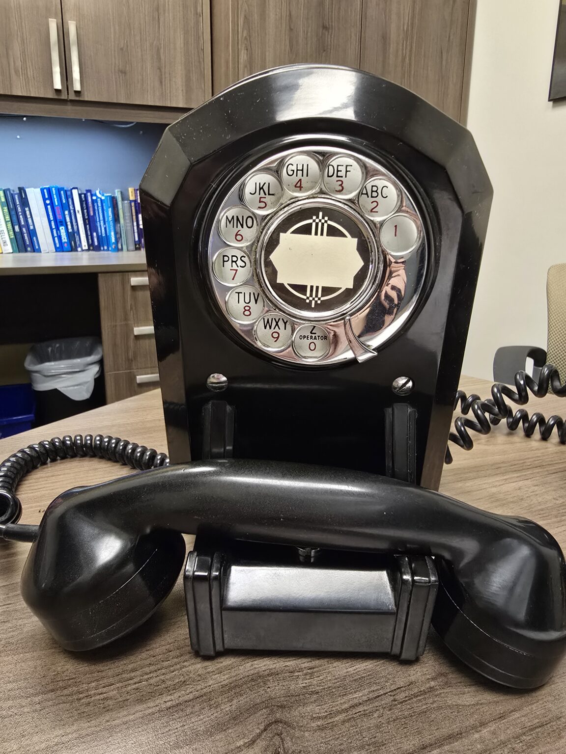 Clinton Beck The Treasure Hunter Show - Beck Antiques & Jewellery Inc.