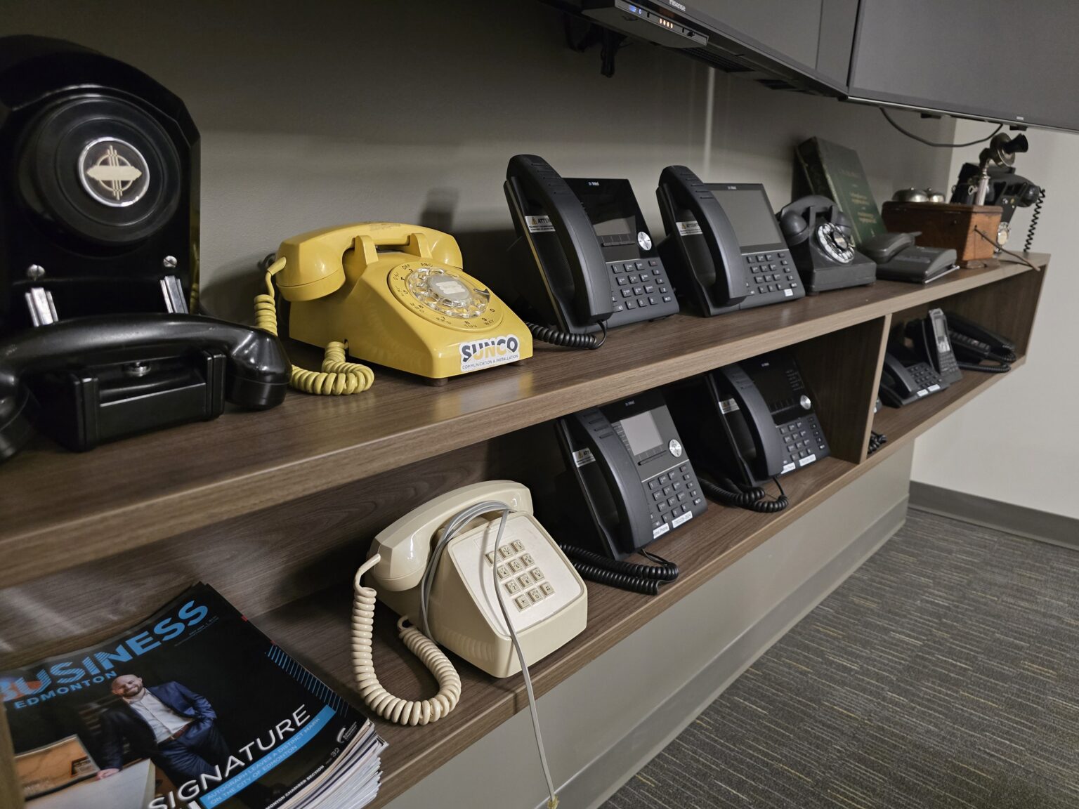 Clinton Beck The Treasure Hunter Show - Beck Antiques & Jewellery Inc.